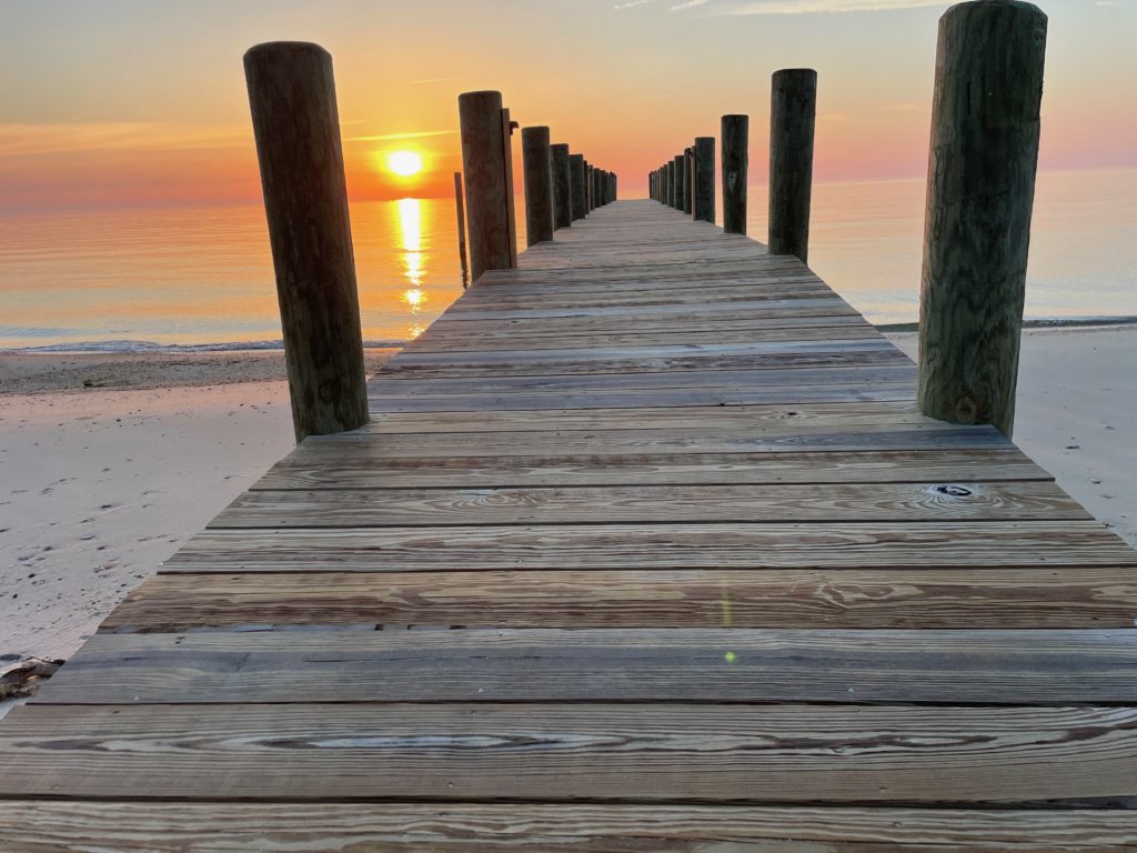 Hays Beach House – Disconnect to Reconnect